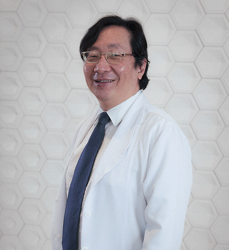 Dr. Suk Won Soh: Especialista em Transplante Capilar